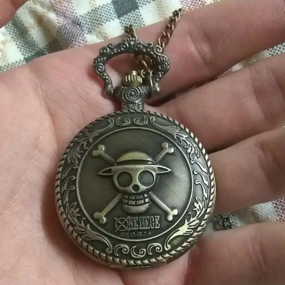 Accessories | New One Piece Skull Pocket Watch Battery Included | Poshmark